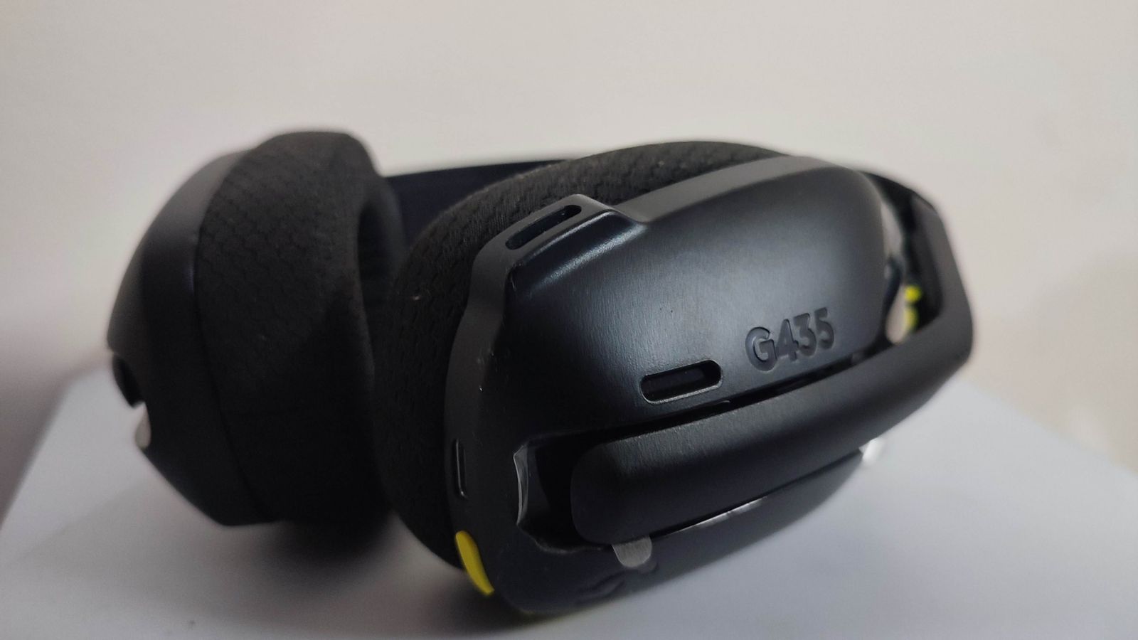 Logitech G435 Lightspeed Review: The Budget Gaming Choice